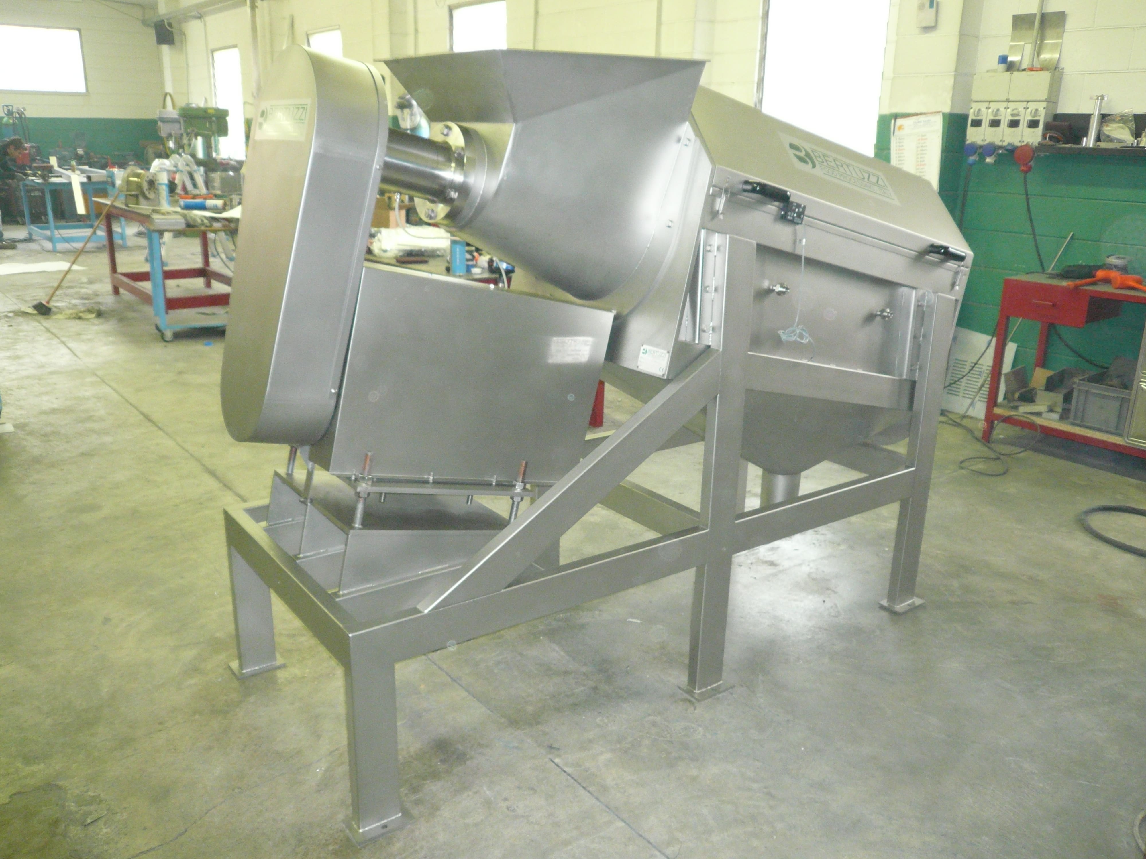 Bertuzzi una única solución a la transformación de frutas en Latino ...